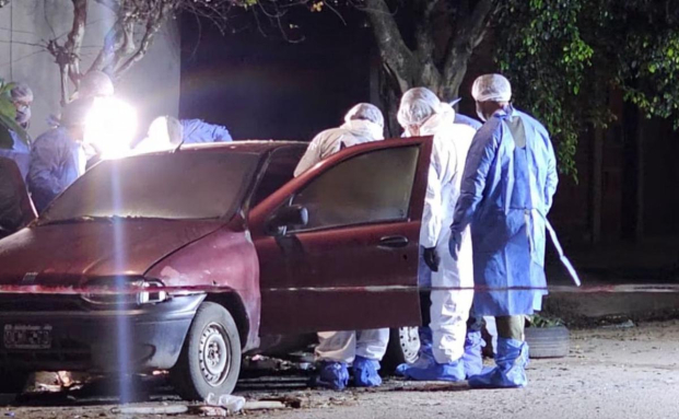 Tucumán: encontraron a una mujer sin vida dentro de un auto prendido ...